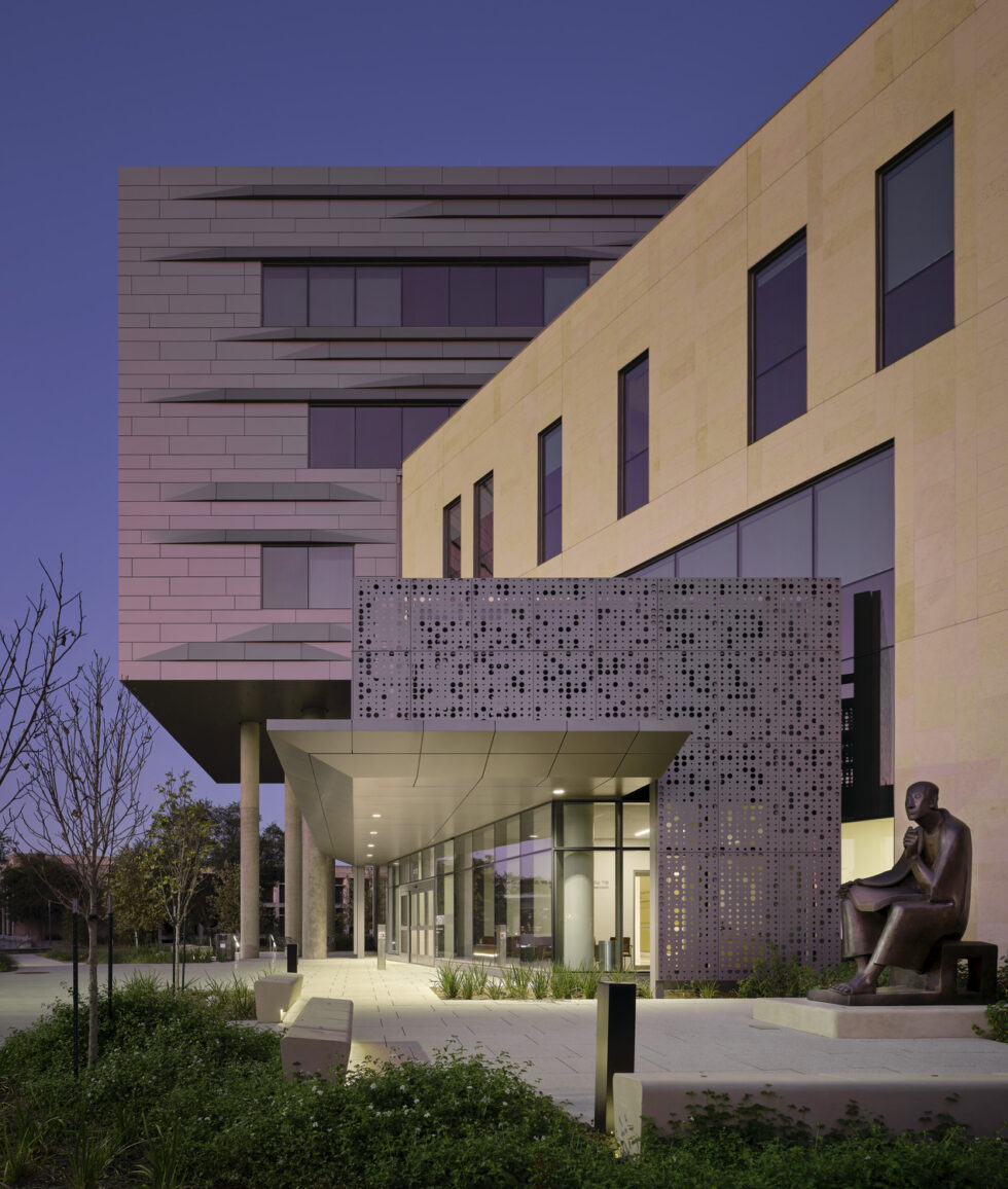 John M. O’Quinn Law Building - Shepley Bulfinch